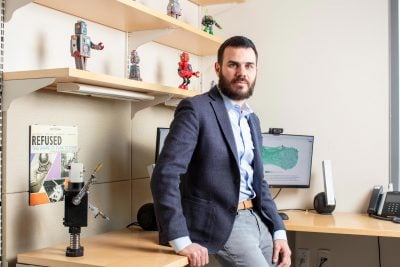 A One-Time Punk Rock Guitarist Is Playing a New Tune at MIT