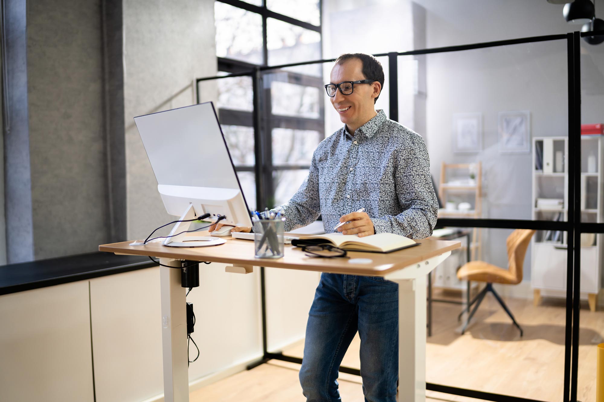 New Research Reveals That Standing Desks Could Actually Be Harming Your ...