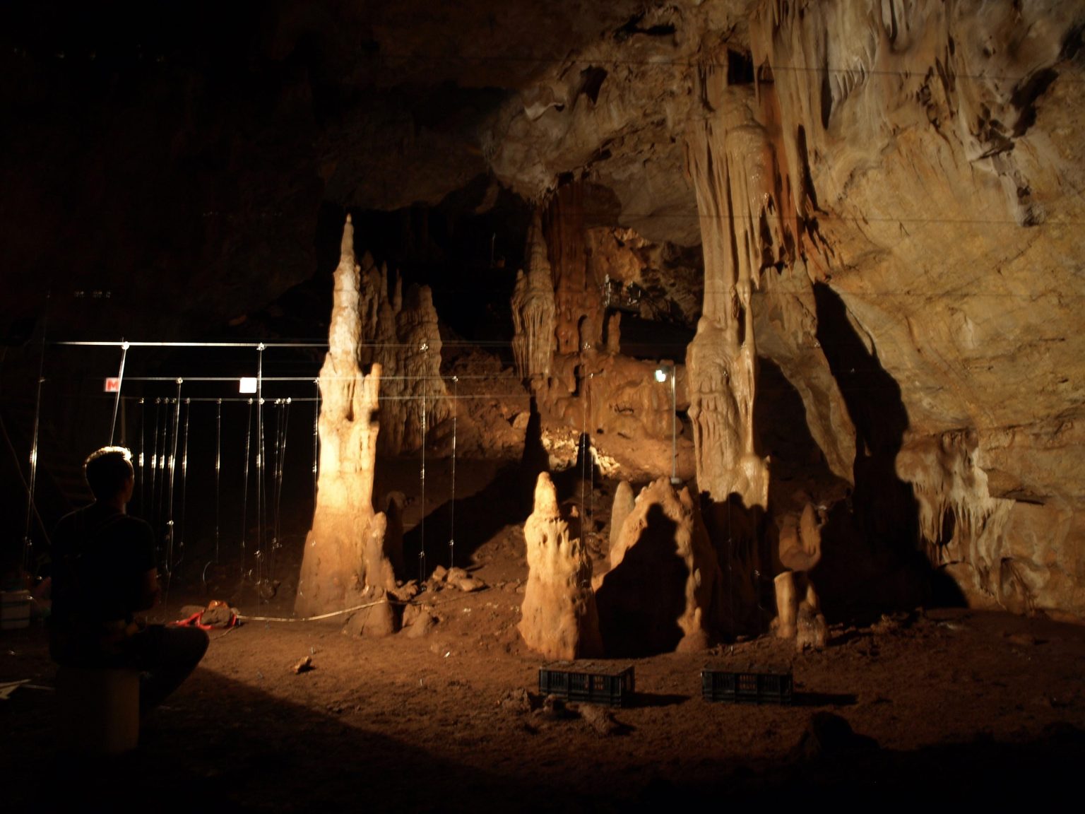 35,000-Year-Old Ritual Complex Found in Mysterious Manot Cave