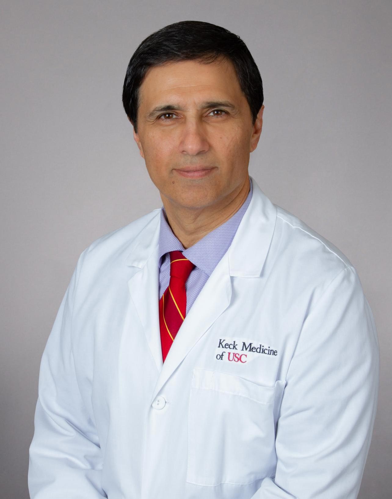 Augmented Reality Glasses Help People With Low Vision Navigate Their ...