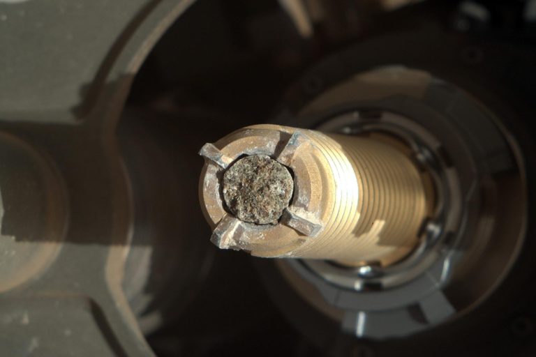 Martian Rock Orientations Deciphered – Crucial Step in Understanding ...