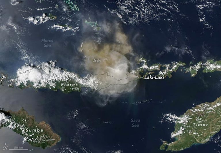 Dark Skies Over Indonesia: Explosive Eruption Sends Ash Miles Into the Sky