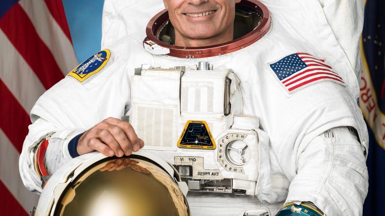 A Homecoming for Mark Vande Hei After Setting American Spaceflight Record