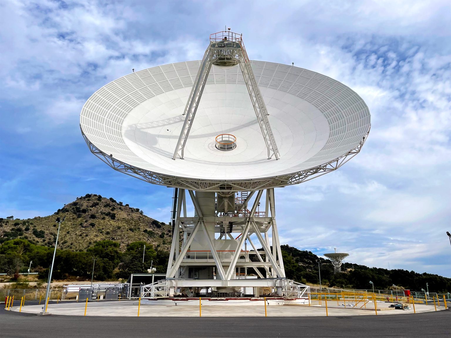 NASA’s “Interplanetary Switchboard” Adds Enormous New Dish To ...