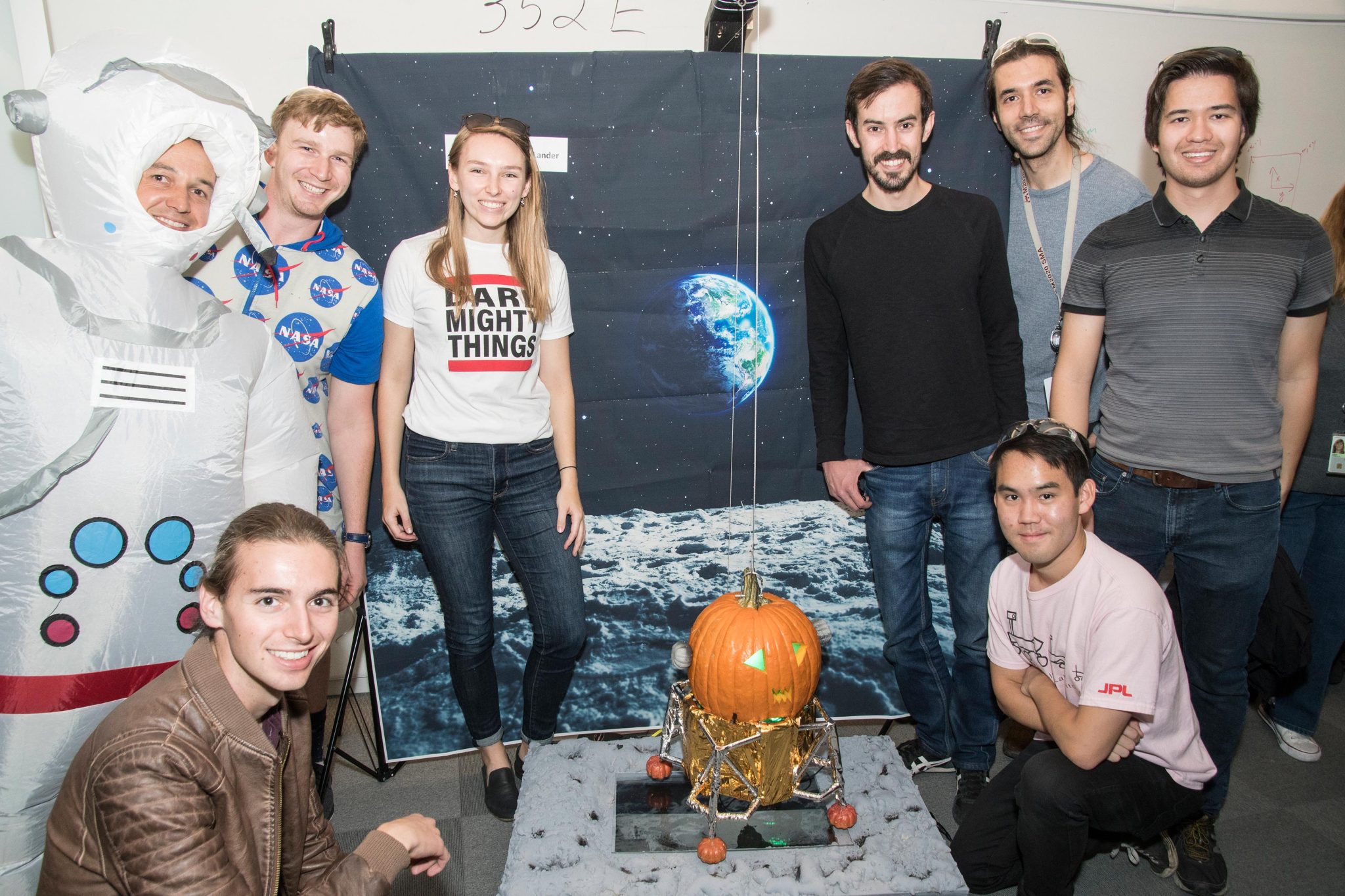 NASA-JPL Annual Pumpkin-Carving Contest [Image Gallery & Video]