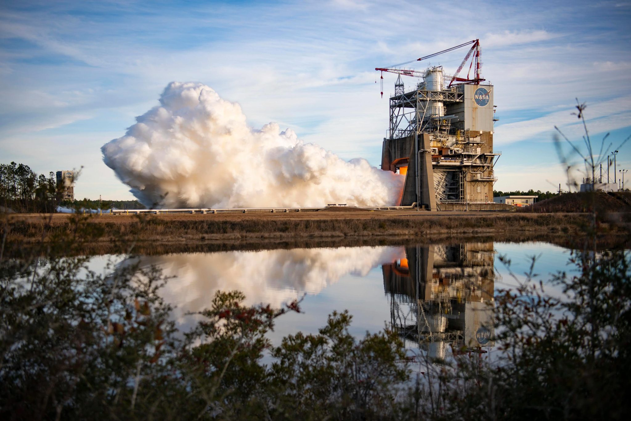 Igniting the Future: NASA’s Artemis Engine Test Blazes a Trail to the ...