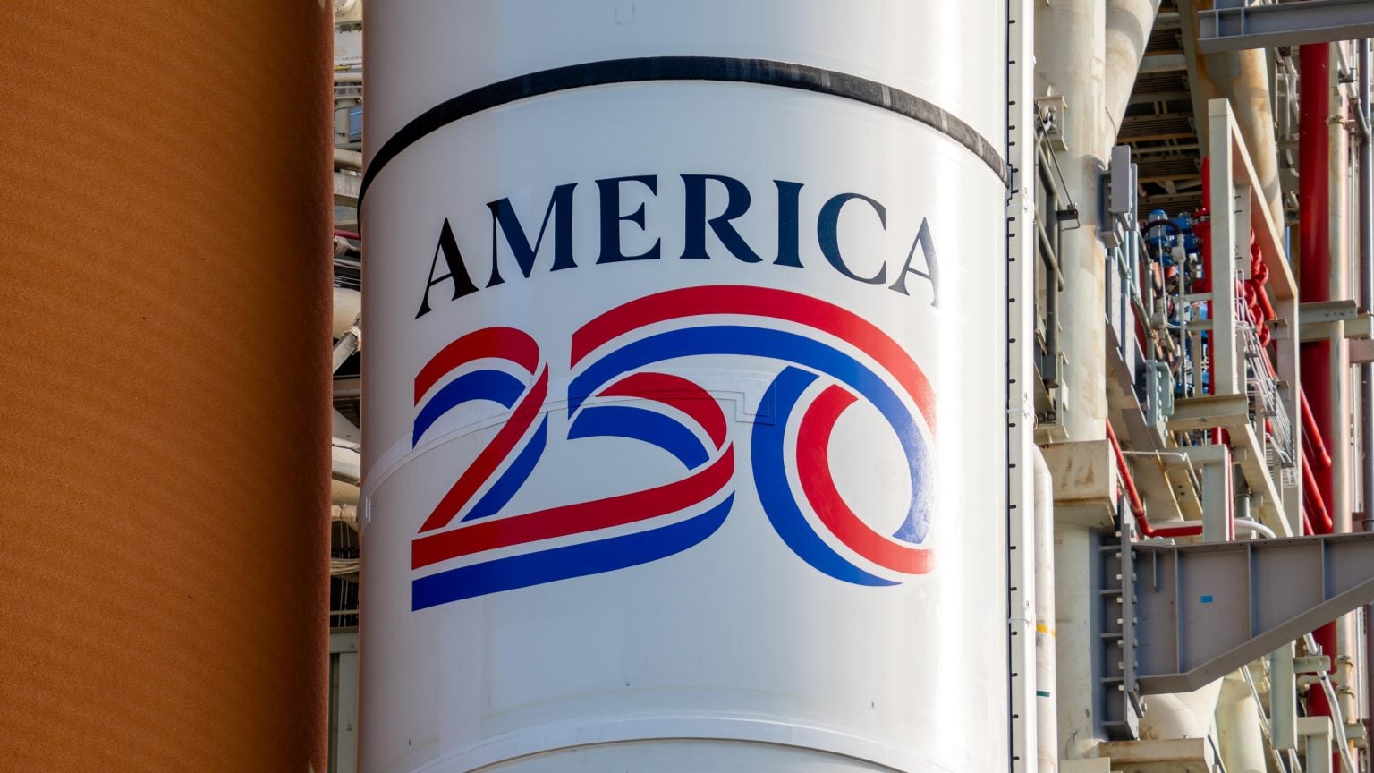 NASA Prepares Its First Crewed Moon Orbit in Over 50 Years