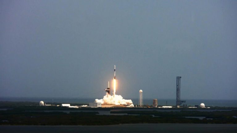 SpaceX’s Dragon: Launching Science, Power, and Fresh Food to ISS on ...