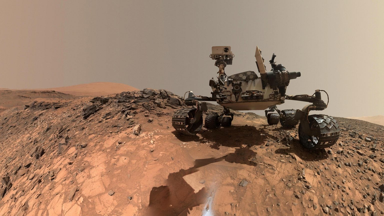 Curiosity Rover Drives Through and Past "Dingo Gap" Inside Gale Crater