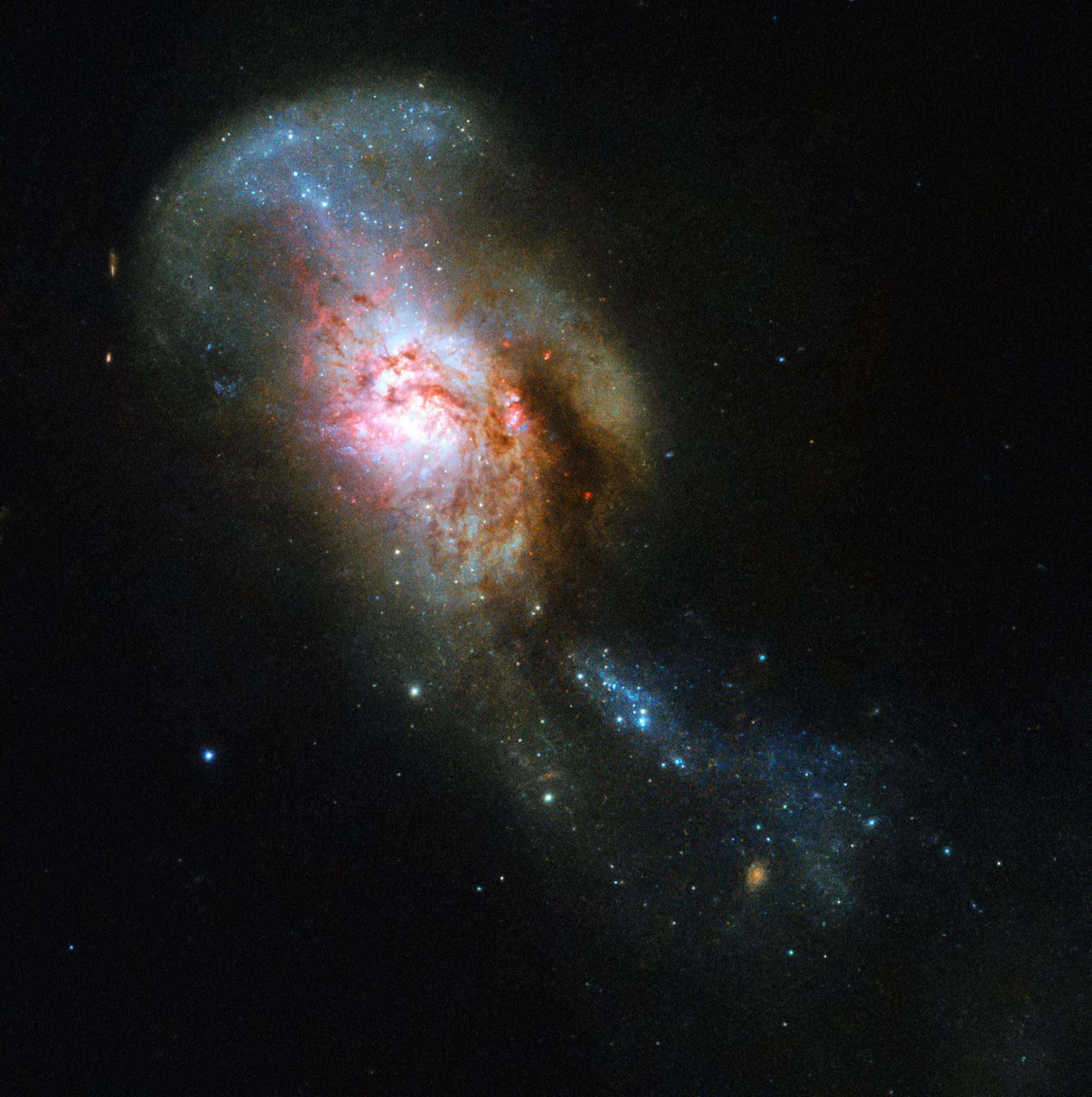 When Galaxies Collide: Hubble Showcases 6 Magnificent Galaxy Mergers