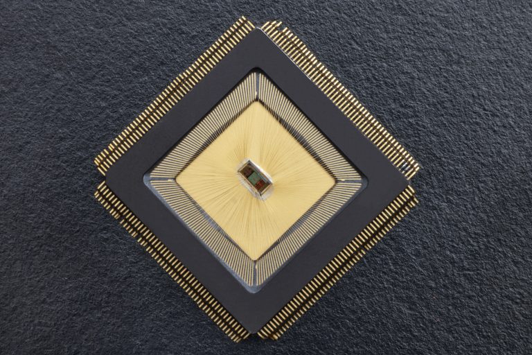 Suppressing Symptoms – A Neuro-Chip To Manage Brain Disorders