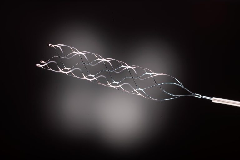 SOLITAIRE Dramatically Outperforms Standard Brain Clot Removal Tool