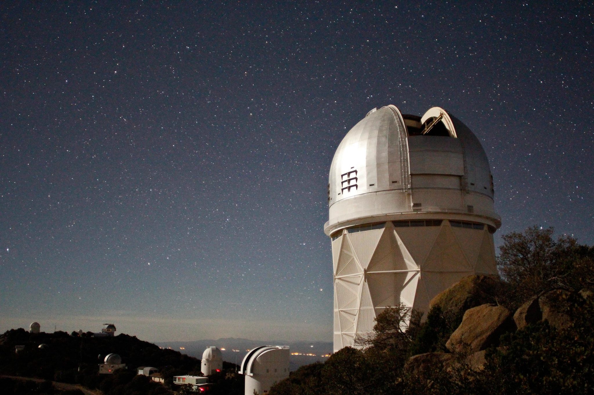 In Quest to Map the Universe, Astrophysicists Launch Largest Sky Survey ...