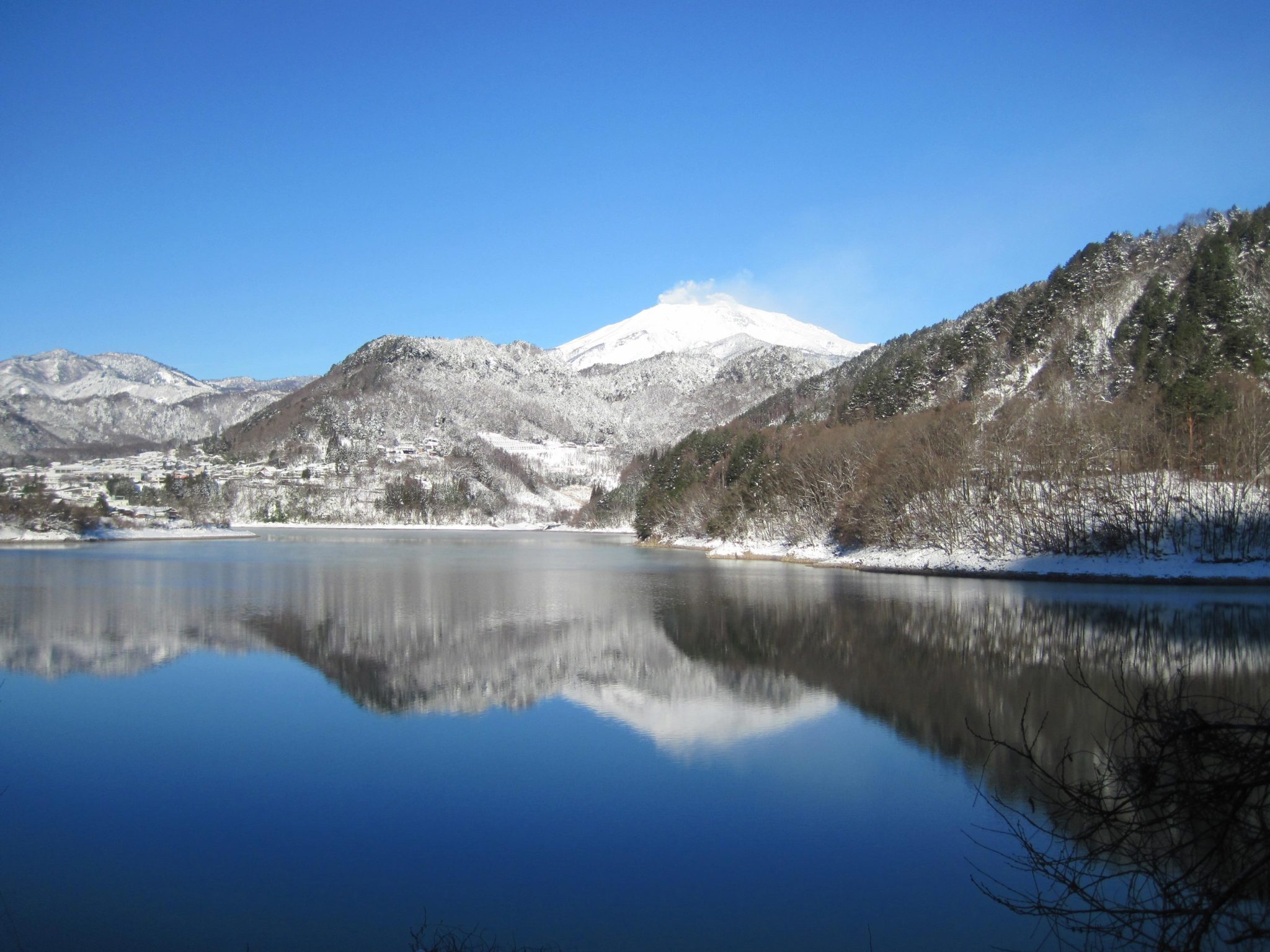 Eruption Loading: New Volcano Warning System Hears the Earth Before It ...
