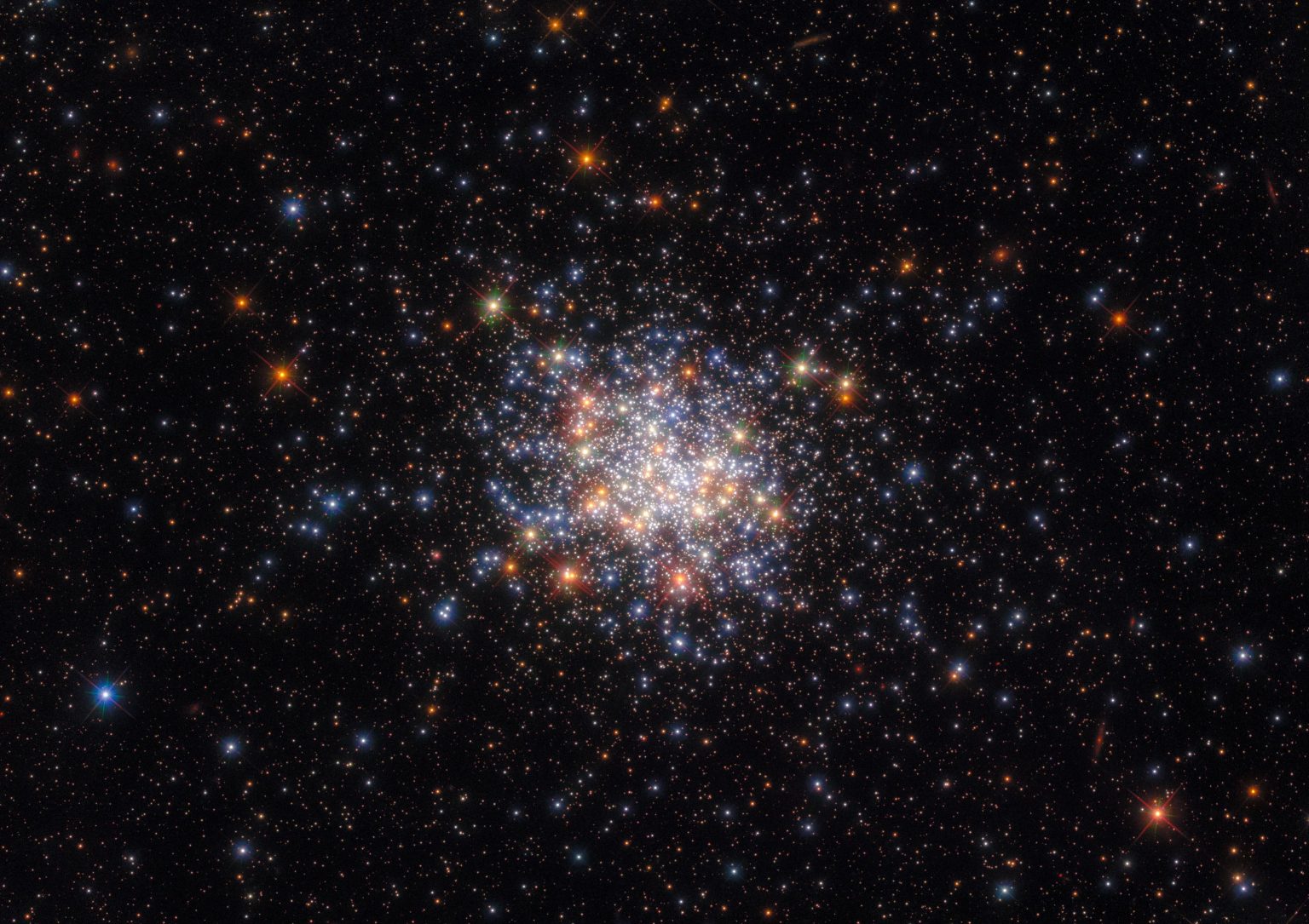 Hubble Space Telescope Captures a Gorgeous Sprinkling of Stars