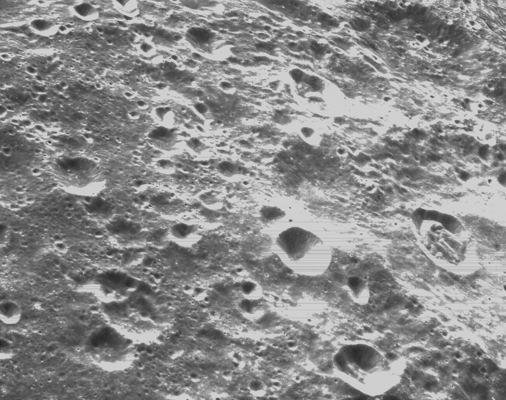 See the Far Side of the Moon: Incredibly Detailed Pictures From Artemis ...
