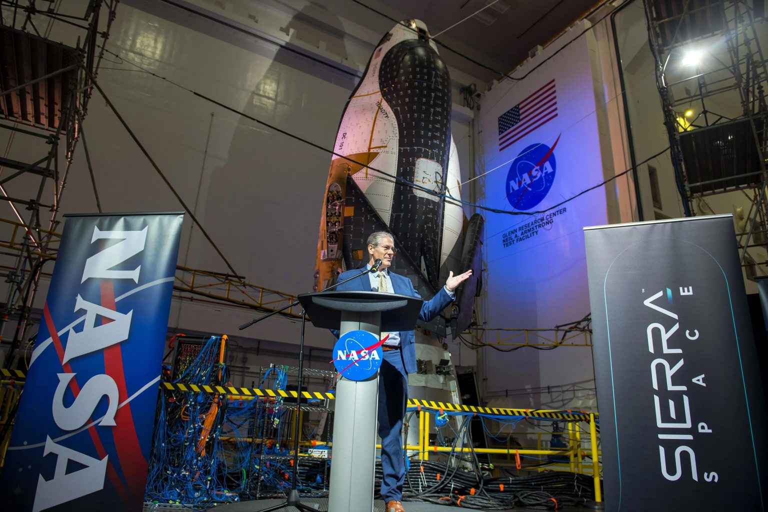 Spaceplane Spectacle: Dream Chaser Endures NASA’s Ultimate Trial
