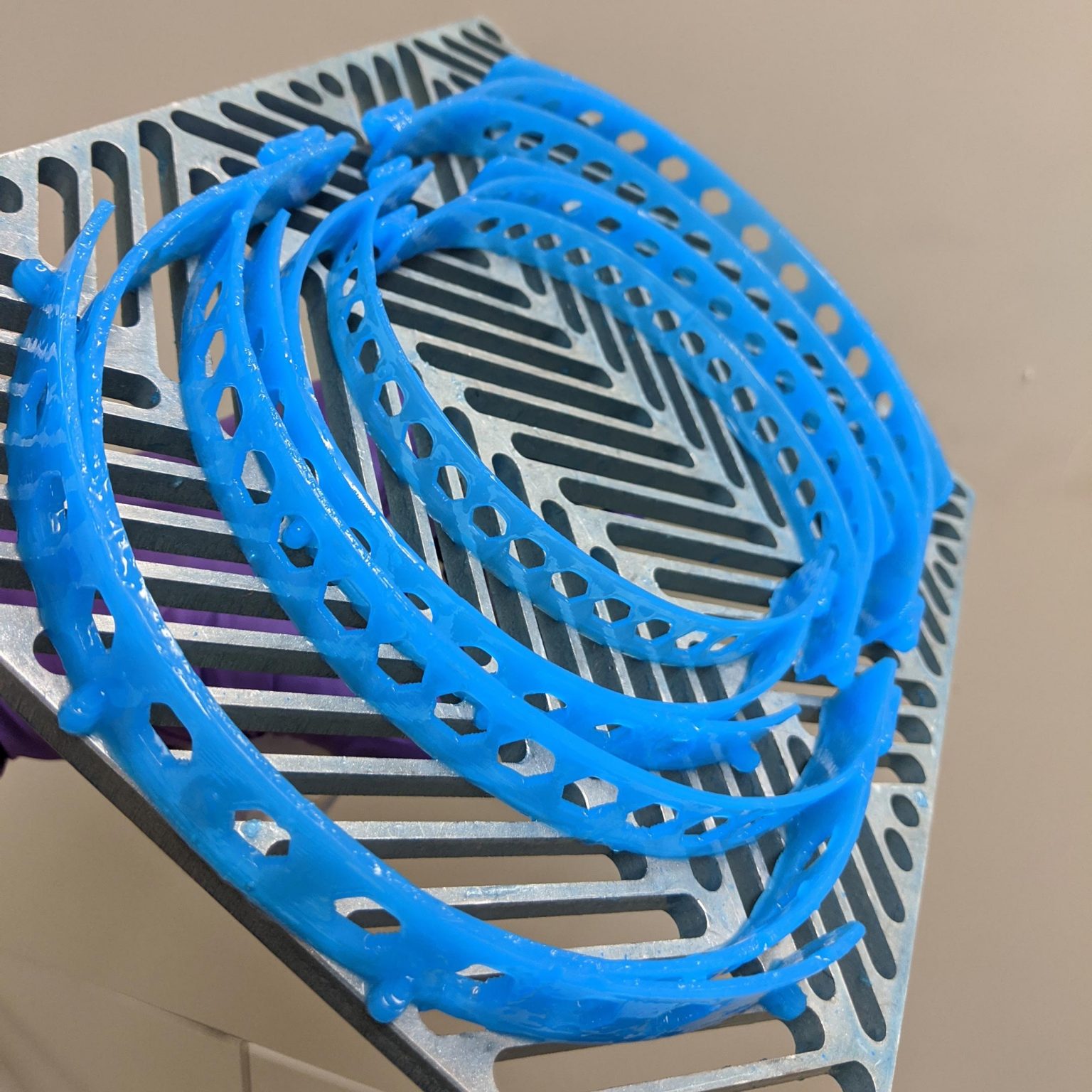 Researchers Use Futuristic Technology to Print 1,000 Face Shield Parts ...