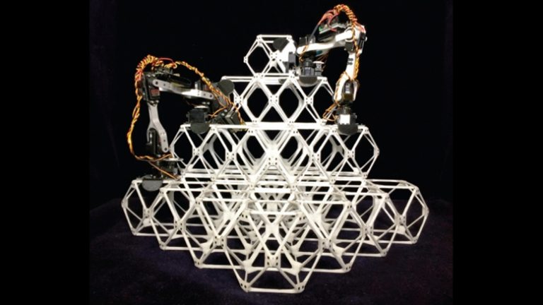 New Algorithm Lets Robots Autonomously Plan for Tasks