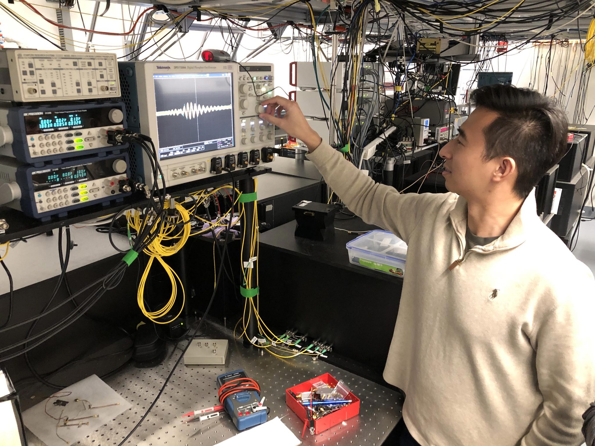 Scientists Discover Simple Innovation to Make Quantum States Last ...