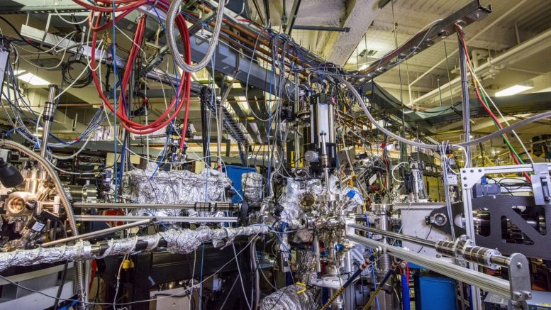 ALS Reveals Fundamental Reactions Behind Advanced Battery Technology