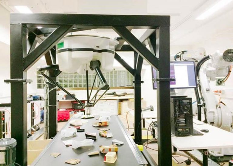 AI-Powered Recycling Robot Could Help Solve Plastic Waste Crisis