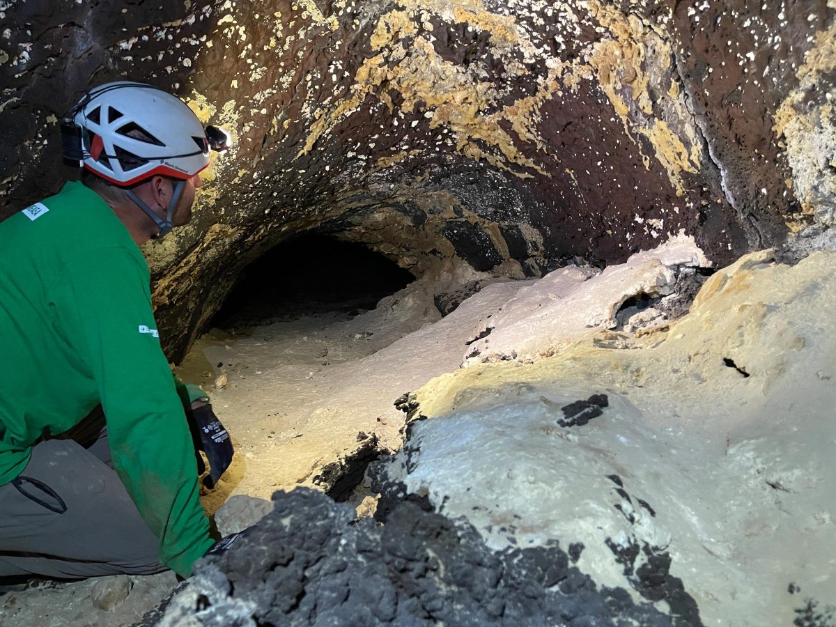 Ancient Lava Tubes Reveal Hidden Clues to Life Beyond Earth