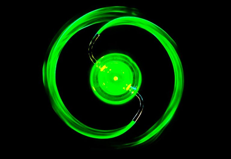 Breaking Physics: The Unlikely Twist in Feynman’s Sprinkler Problem