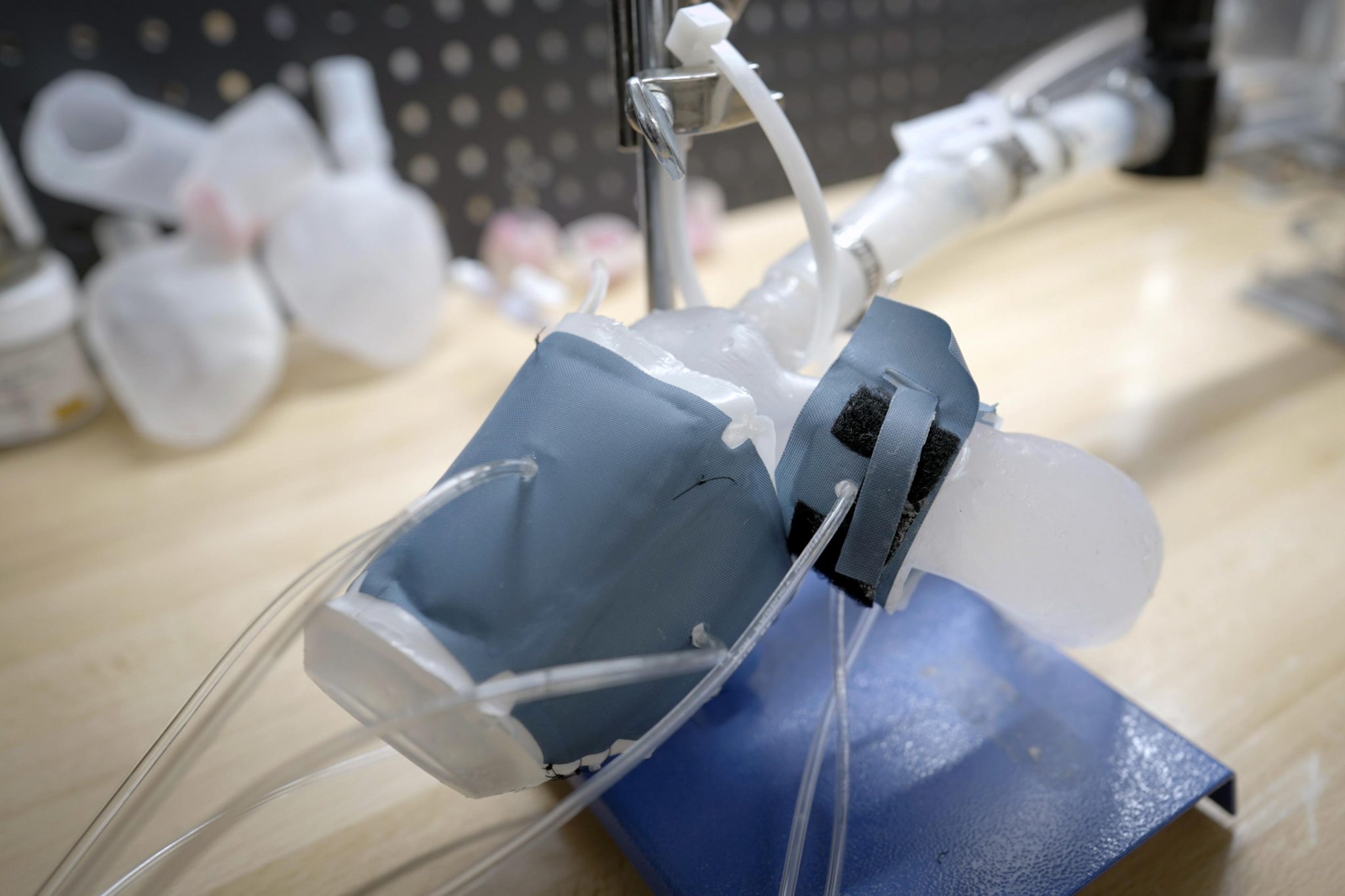 MIT’s 3D-Printed Robotic Hearts Look and Pump Just Like the Real Thing