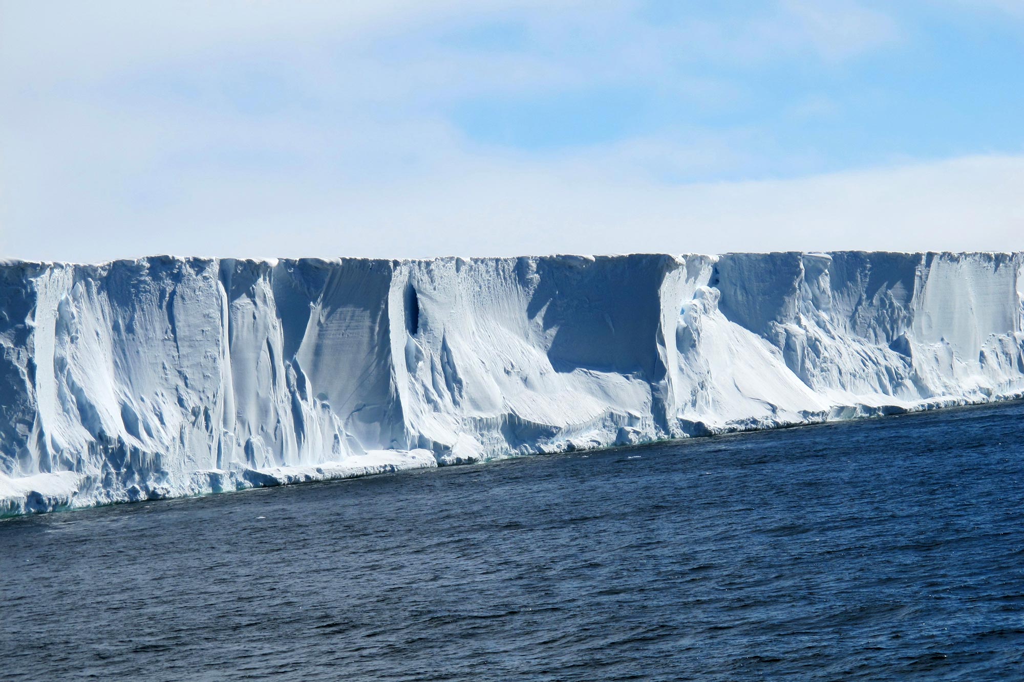 Accidental Discovery Unveils Hidden Oceanic Heat Threatening Antarctic ...