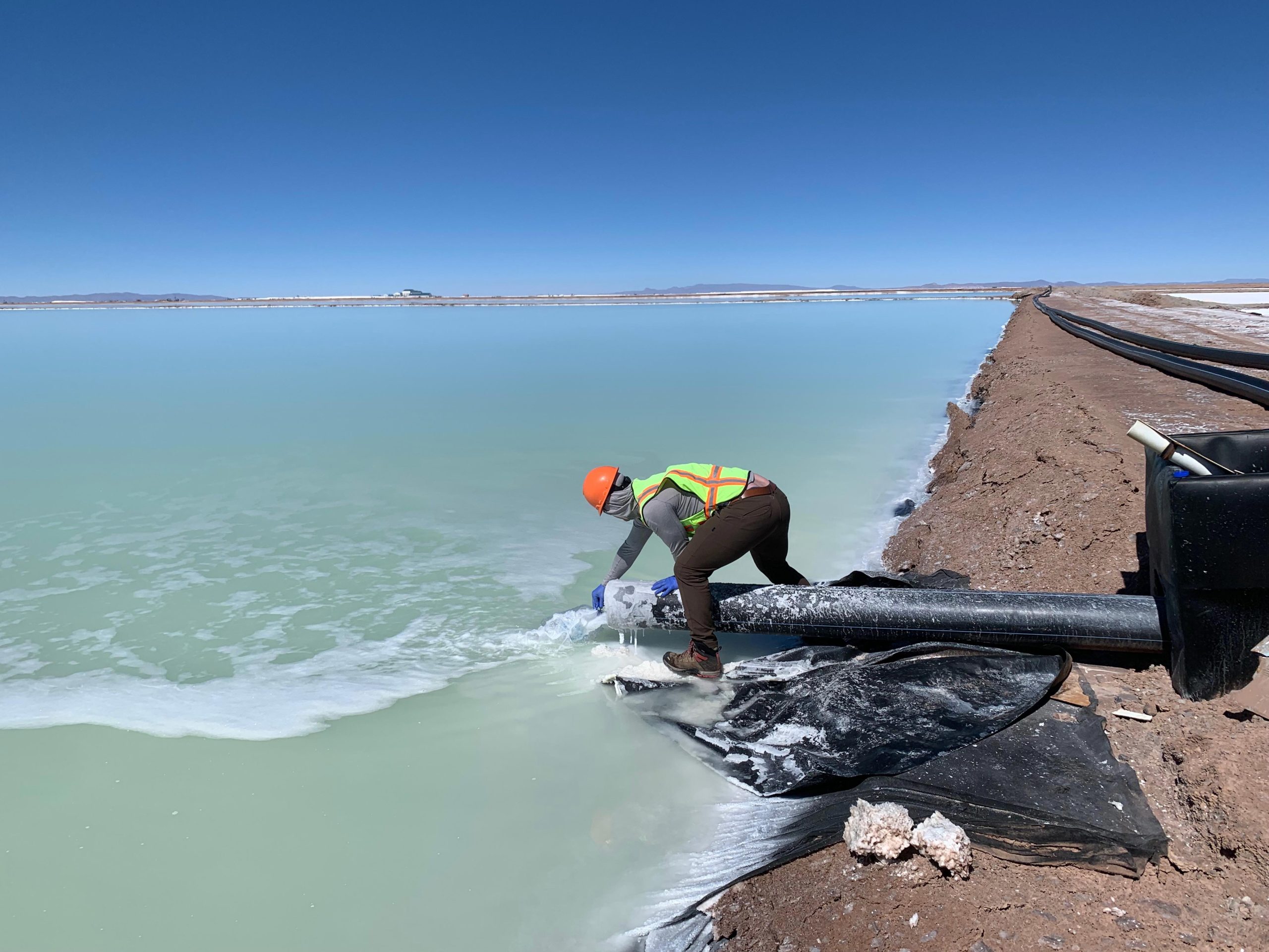 Scientists Uncover “Alien” Chemistry Under Earth’s Largest Lithium Deposits