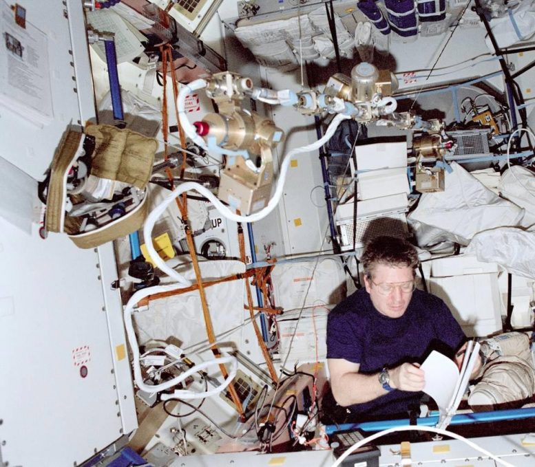 Space Station 20th: A Look Back at the First NASA Research on ISS