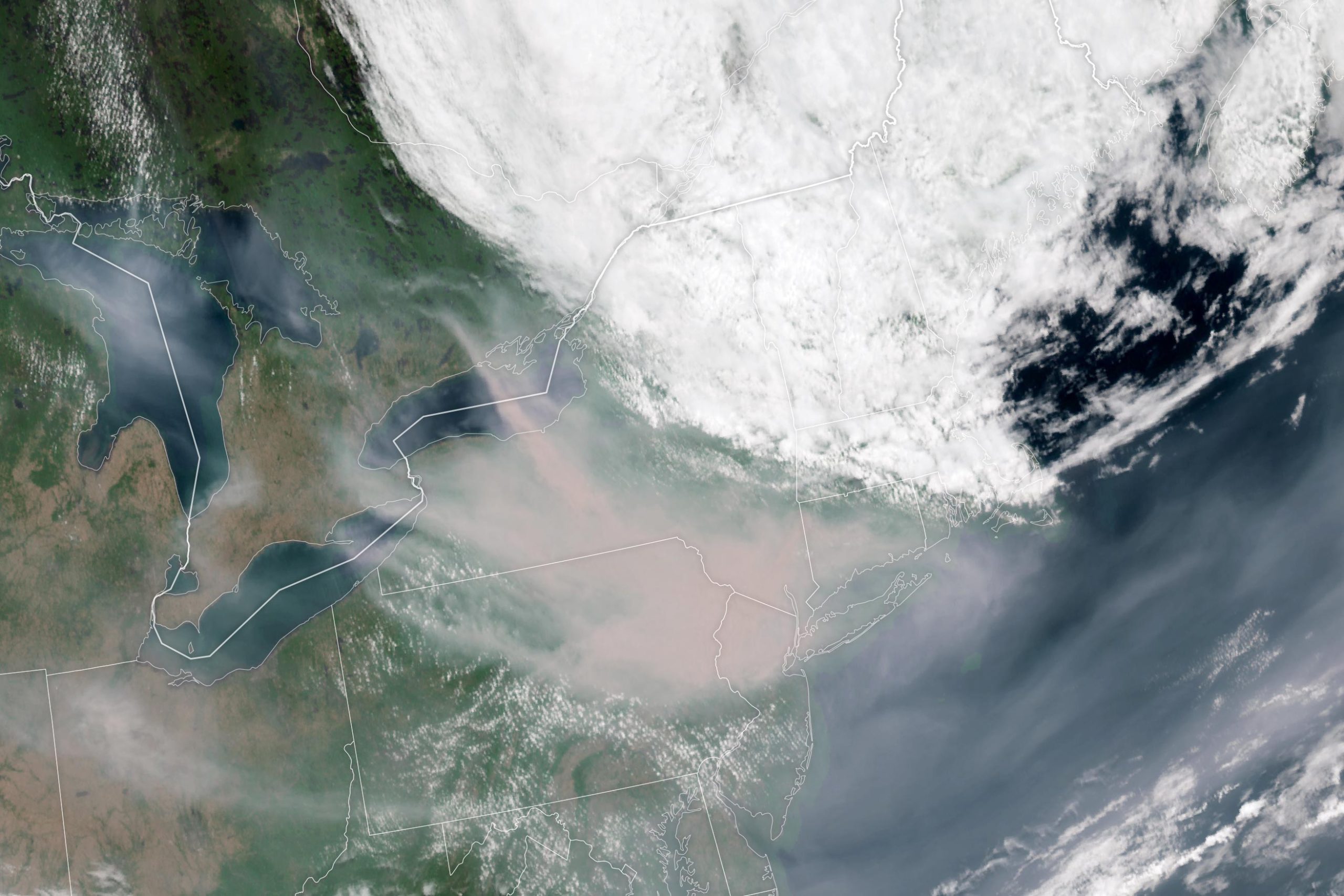 Northeast U.S. Chokes on Record-Breaking Wildfire Smoke From Quebec