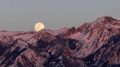 Unraveling the Moon Illusion: How It Plays Tricks on Your Eyes