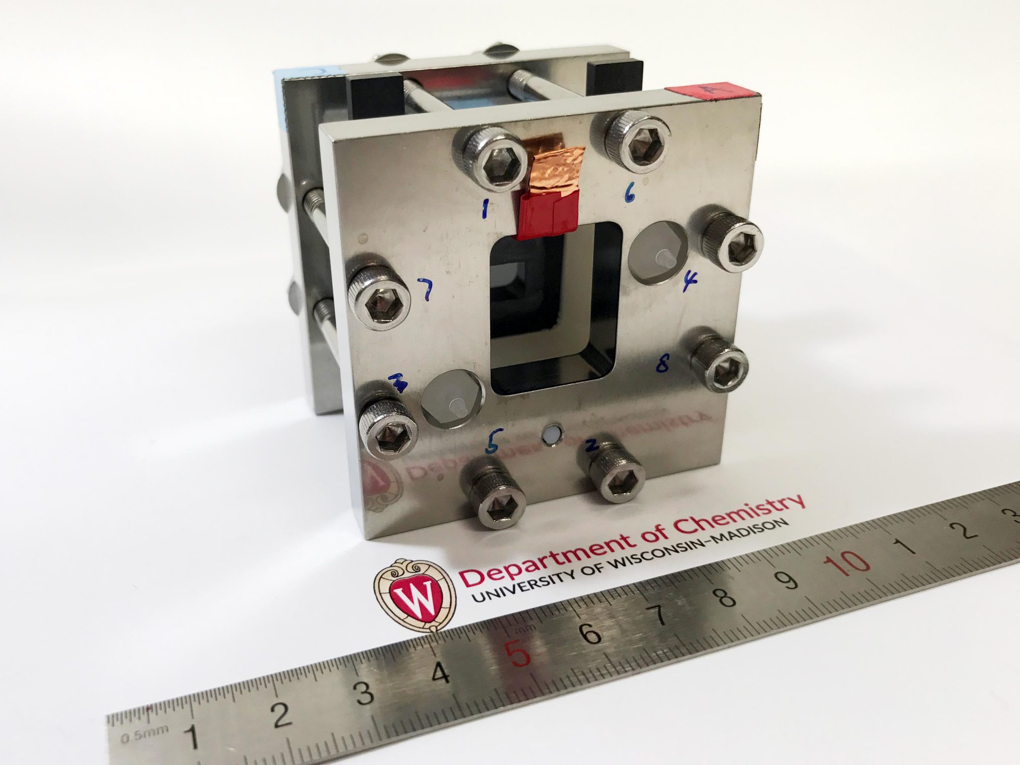 Solar Flow Battery: Single Device Generates, Stores and Redelivers ...
