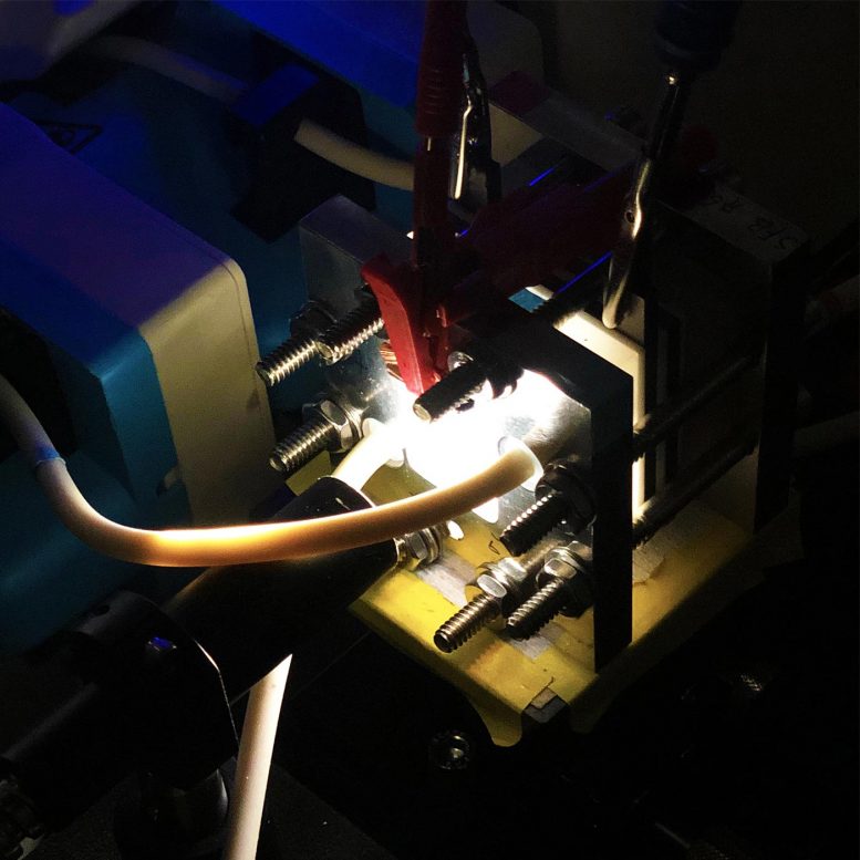 Solar Flow Battery: Single Device Generates, Stores and Redelivers ...
