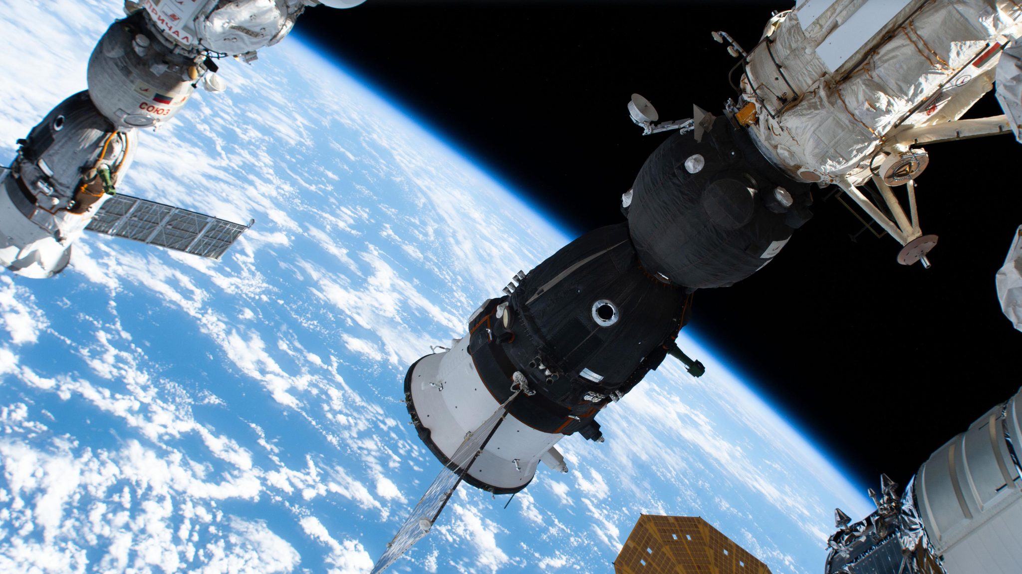 Space Gardening, Prepping Spacesuits, and Descent Training on the ...