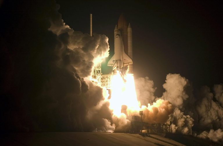 24 Spectacular Space Shuttle Launch Images