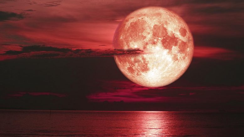 The Moon Is Rusting, Puzzling Scientists