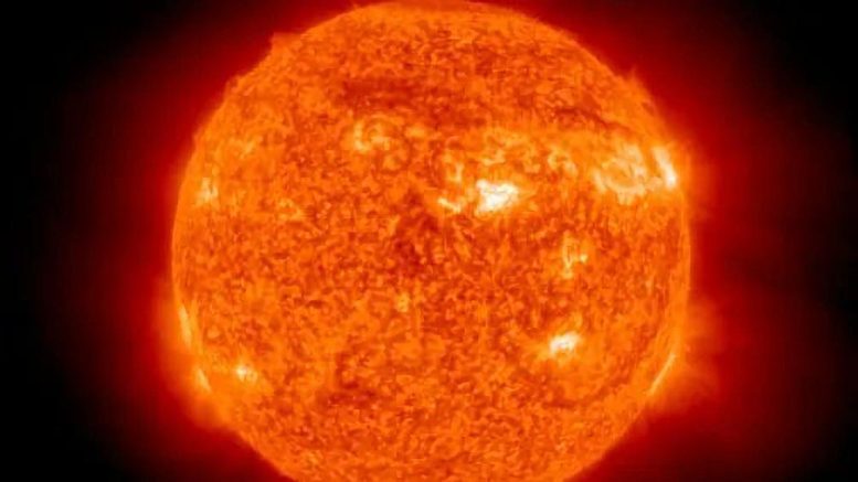 Auroras Incoming? Giant Sunspot Has Doubled in Size and Is Pointed ...