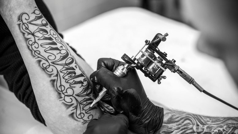 Painless Tattoos Developed – Easy, Do-It-Yourself Microneedle Patches