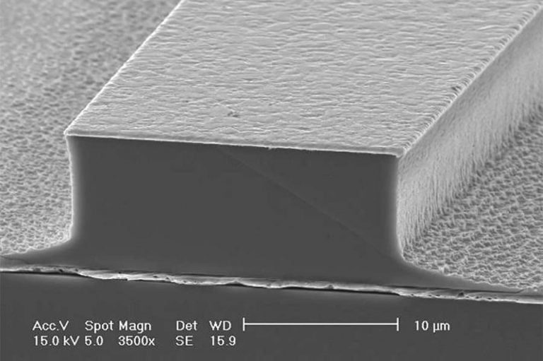Researchers Develop a Portable Terahertz Laser for Powerful Sensing and ...