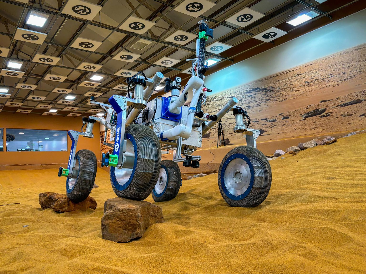 NASA’s Revolutionary Shape Memory Alloy Tires Conquer Martian Terrain