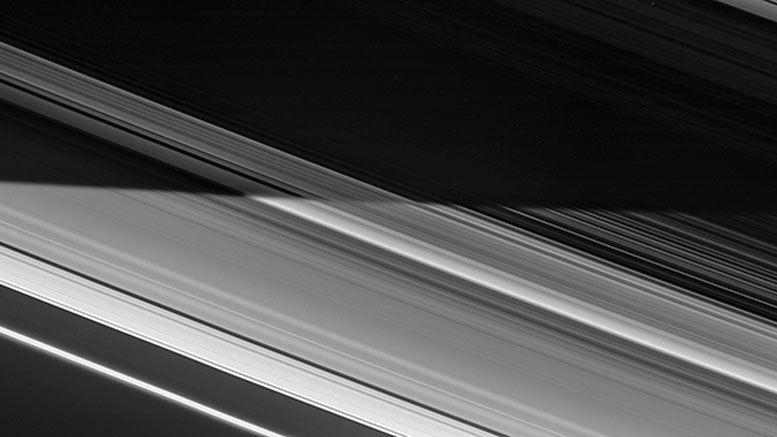 Mosaic Cassini Image of the Icy Particles of Saturn's Rings