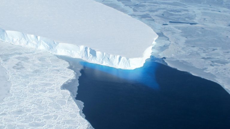 Icefin Underwater Robot Provides Close-Up View of Melting Beneath ...