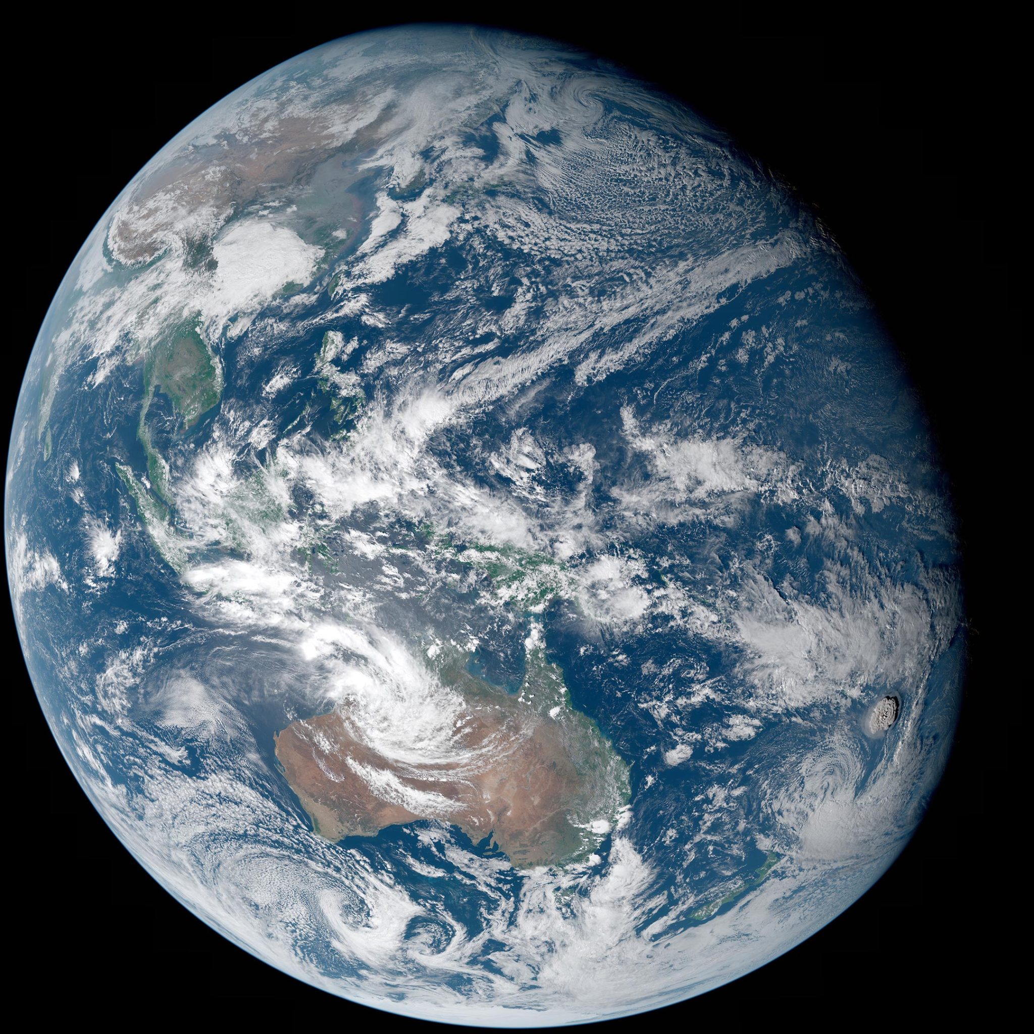 Highest-Ever Recorded Volcanic Plume: The Hunga Tonga-Hunga Ha’apai ...