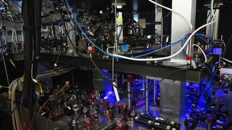 Quantum Simulator Reveals Clues about How Ultracold Atoms Interact