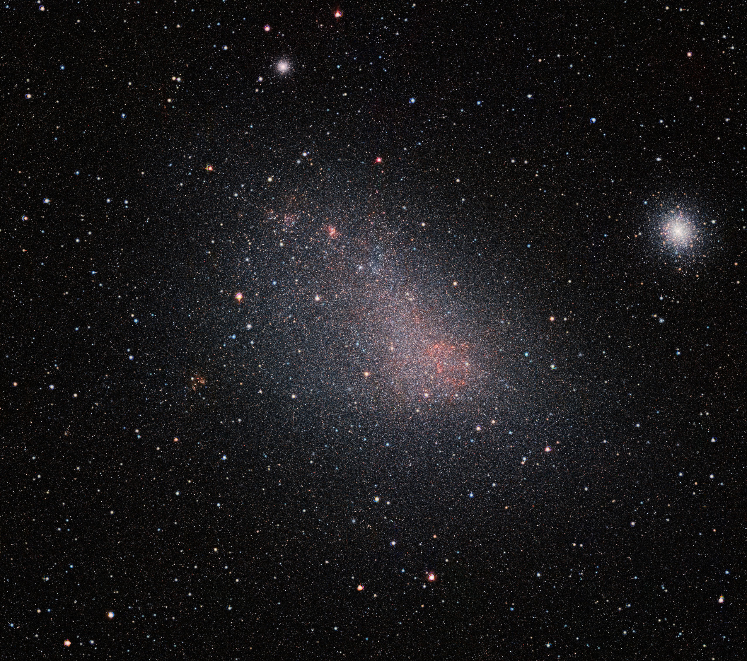 VISTA Captures Record-Breaking Image of the Small Magellanic Cloud