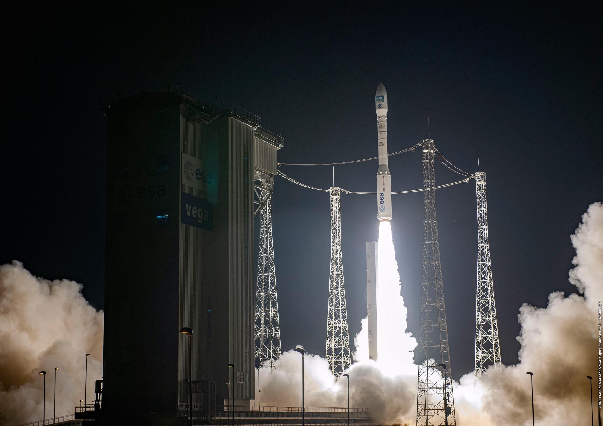 Watch Vega Launch Live - Payload: Pléiades Neo-4, Bro-4, SunStorm ...