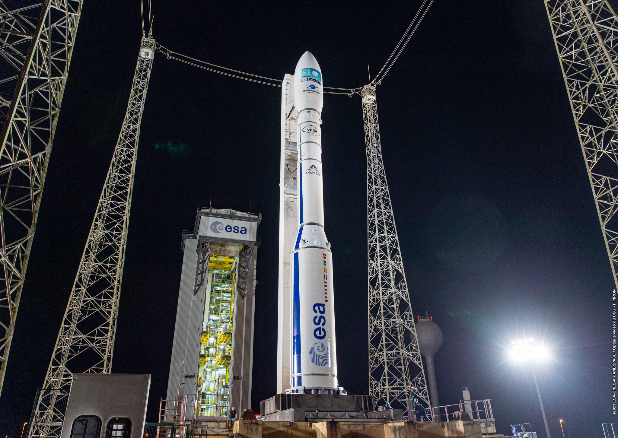 Vega VV19 Successfully Launches Pléiades Neo and SunStorm, RadCube and ...